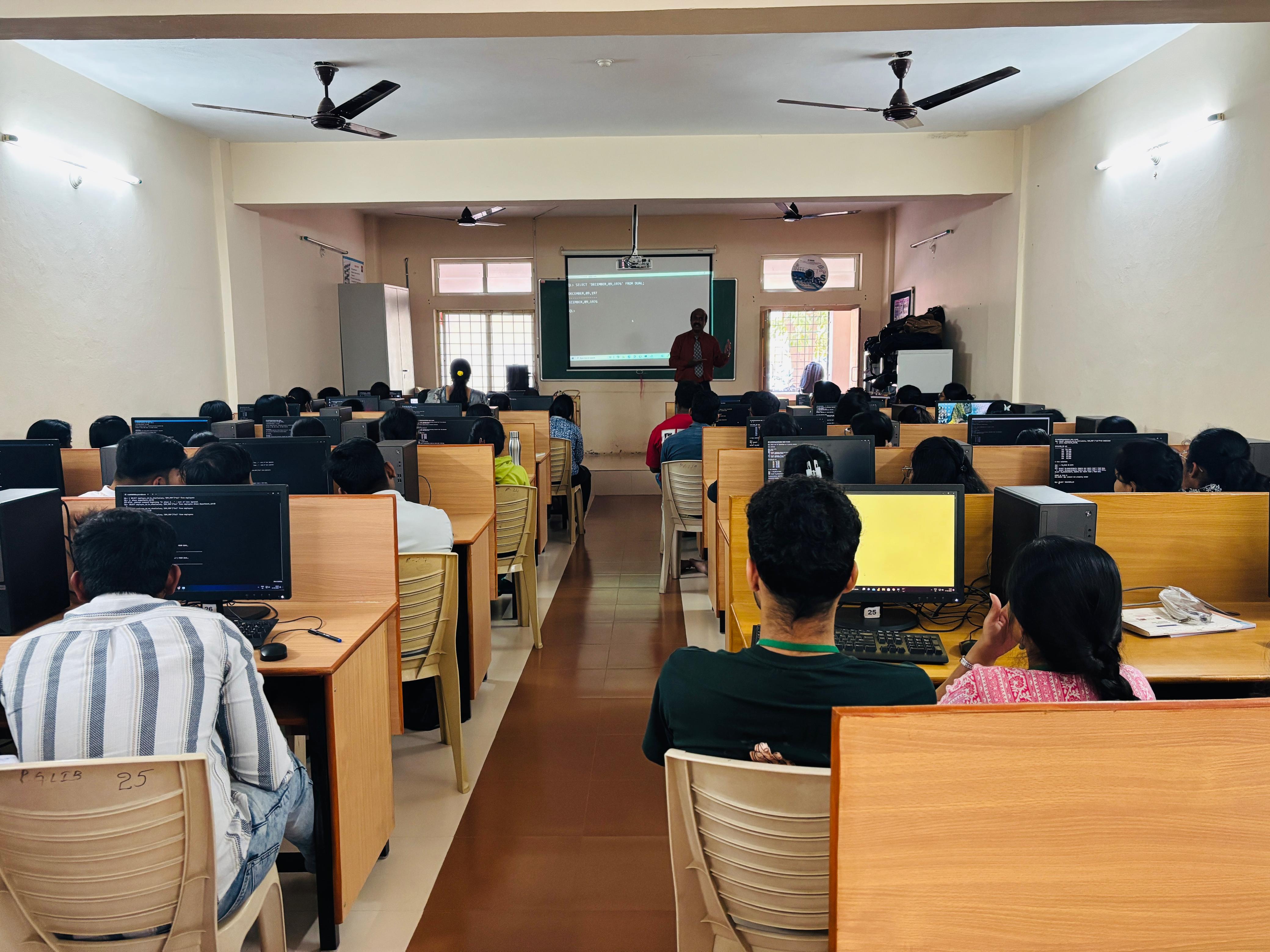 Top Online Computer Courses: Learn from Anywhere || Skill Sigma